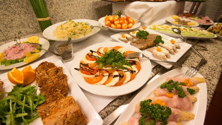 Menü- und Buffetvorschläge im relexa hotel Frankfurt am Main